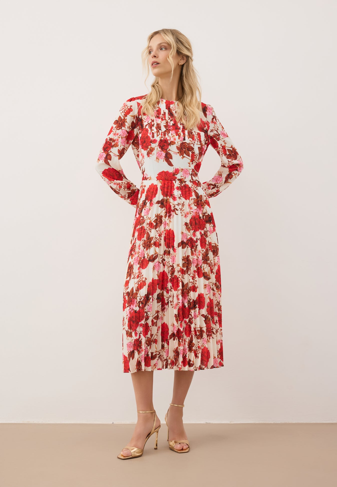 NYLA cream midi dress with pleated hem – Bizuu
